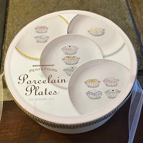 Boston Warehouse | Dining | Boston Warehouse Petite Four Porcelain ...